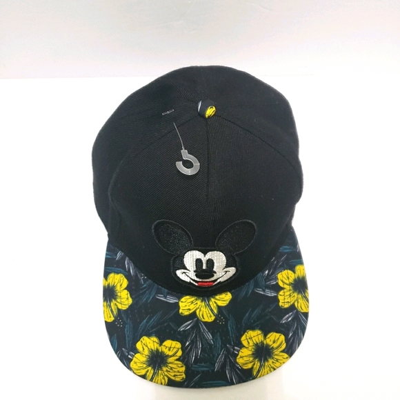 Disney | Accessories | Disney Mickey Mouse Snapback Hat | Poshmark
